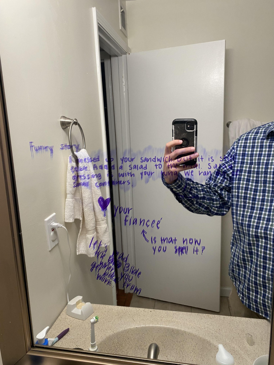 Can I Use Dry Erase Markers on a Mirror - Dryer Enthusiast